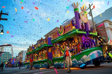 Five Reasons To Attend Mardi Gras At Universal Orlando