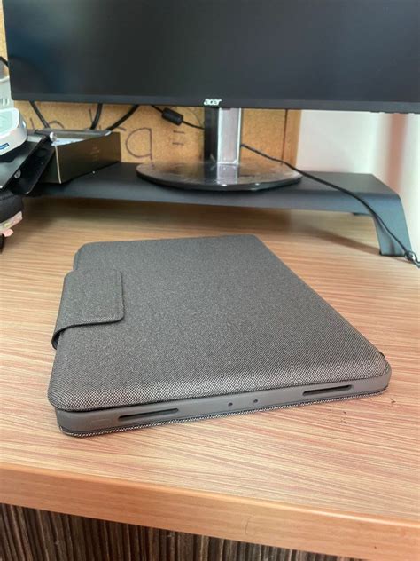 Logitech Folio Touch Ipad Keyboard Mobile Phones Gadgets Tablets Ipad On Carousell