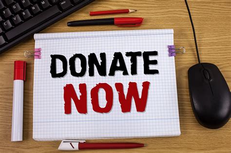 지금 기부 쓰기 필기 텍스트입니다 개념 자선에 게 뭔가 의미는 장기 기증자가 다른 사람을 도움이 될 정보에 대 한 개념 건강관리와 의술에 대한 스톡 사진 및 기타 이미지