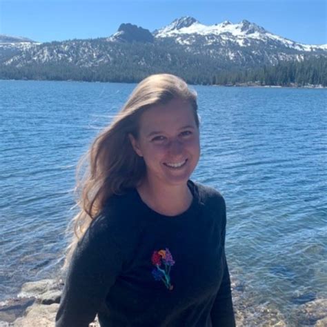 Allison Schneider Naturalist Guide Evergreen Lodge At Yosemite