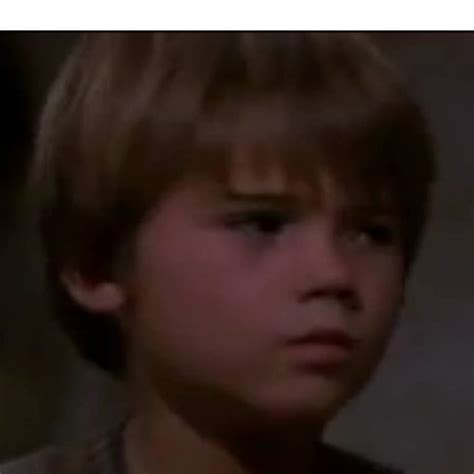 Подайте на музыкальный синтезатор