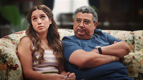 شاهد موضوع عائلي الموسم 2 الحلقة 2 Shahid