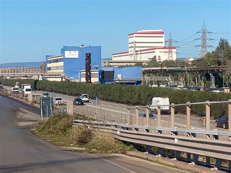 Taranto Attende Rassegnata Di Conoscere Il Destino Suo E Dellilva