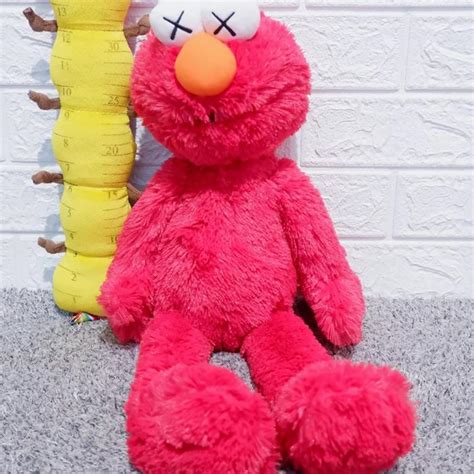 Jual Boneka Elmo Kaws Uniqlo Sesame Street Original Elmo Kaws Kab Tegal Kauleeas