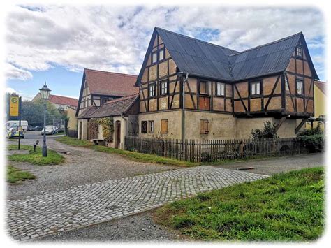 Der Städter Sehnt Sich Nach Einer Schattigen Bank Am Bach Striesen