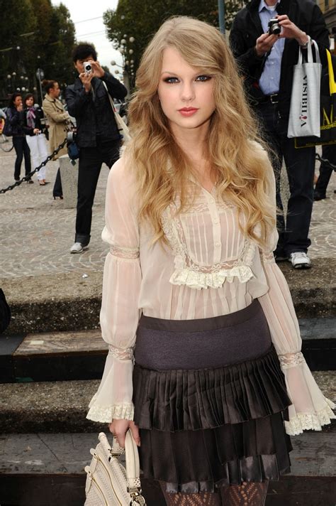 Funcruiser The Sexy Babes Gallery Taylor Swift Roberto Cavalli Fashion Show In Milan