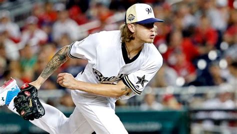 Josh Hader Apologizes For Racist Tweets Claims They Dont Reflect Beliefs