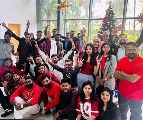 Annapoornima F On Linkedin Sobhagroup Teamsobha Christmascelebration Festivespirit Teamwork