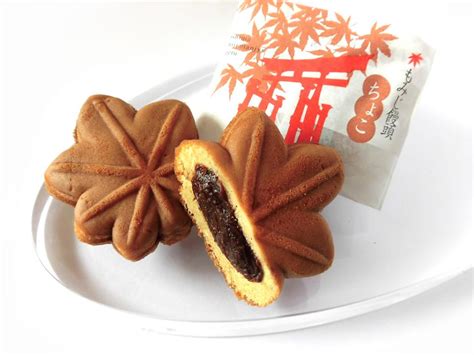 香月堂 もみじ饅頭 チョコ 1個 瀬戸内広島おみやげガイド