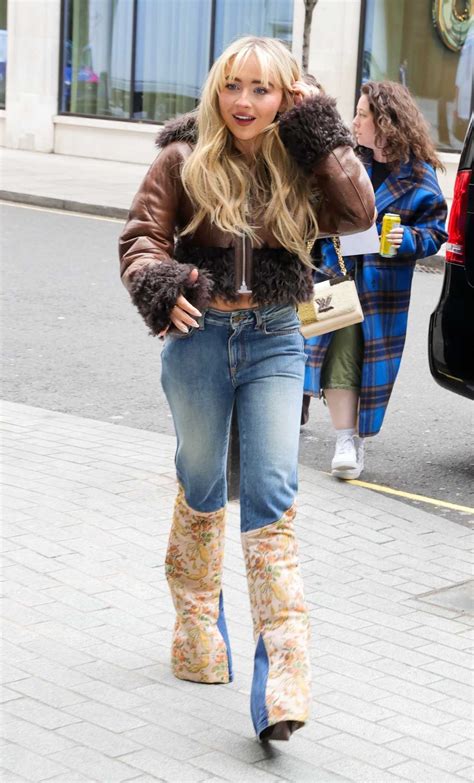 Sabrina Carpenter In A Brown Leather Jacket Visits Bbc Radio 1 In