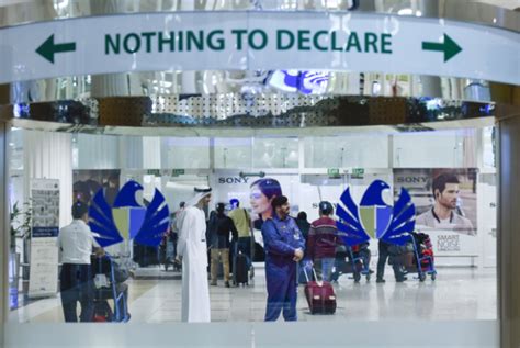 Travelling In The UAE Rules For Carrying Cash Jewellery Prohibited Items Gulfbuzz