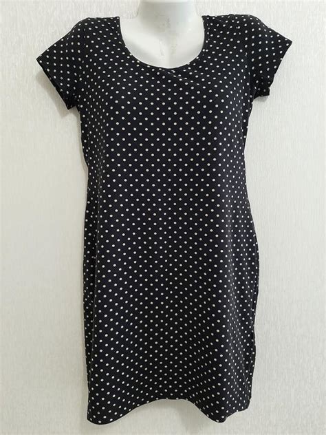 Сукню — ціна 85 грн у каталозі Туніки Купити жіночі речі за доступною ціною на Шафі Україна