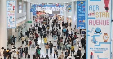 온라인 음식 배달 거래액 1년새 10 감소여행은 2배로 폭증