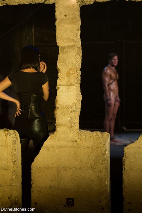 Bobbi Starr Kink 3 Dominant Divine Bitches 14175 2011 08 17