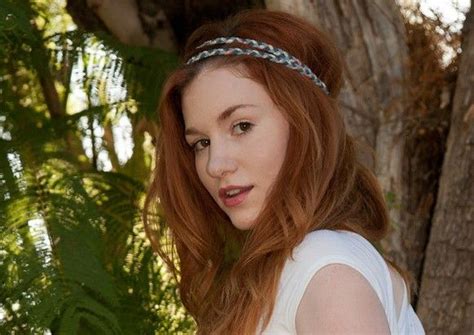 Emily Archer Biography Wiki Age Height Career Photos And More