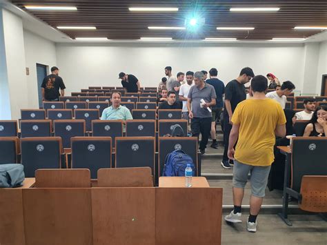 Marmara Üni̇versi̇tesi̇ Teknoloji̇ Fakültesi̇nde Uluslararası Nano Marmara Çalıştayı Doç Dr