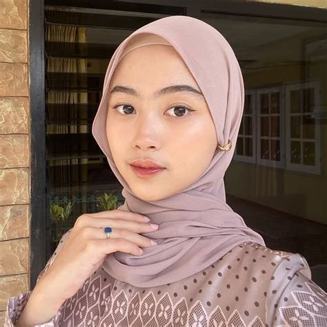 Sibil Exploring Nbillahfr • Threads Say More