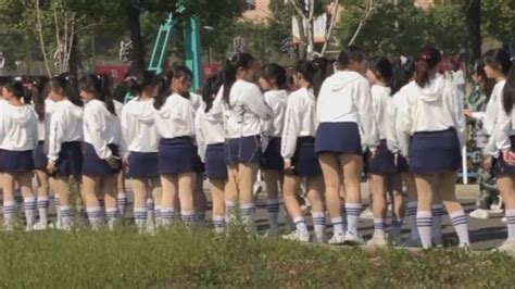 “这 样 的 学 校 不 去 也 罢 ！” Youtube