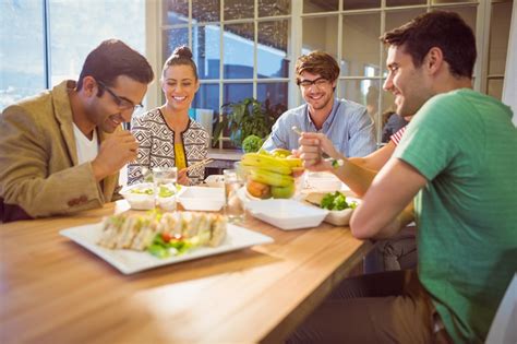 Heres How You Can Use The Lunch Hour To Network With People You Know