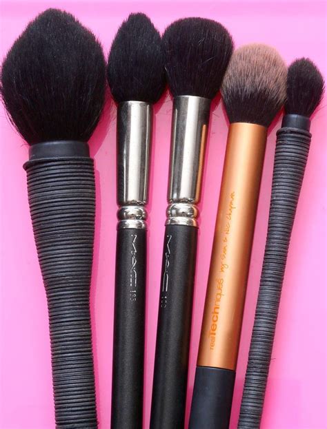 5 Awesome Face Makeup Brushes I Use Every Day Makeup And Beauty Blog