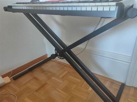 Akai Mpk 49 Keyboard Midi Controller With Free Stand Gebraucht In Zürich Für Chf 109 Mit