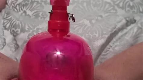 Pumping Up Pussy And Clit With Pussy Pump Making Her Swell Free Sex Video Redtube
