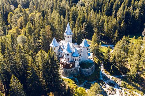 A Visit To The Castles Of Valle Daosta