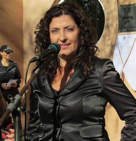 Погребват в Бургас в събота съдия Москова и дъщеря й ветеринарната лекарка Даниела Йорданова