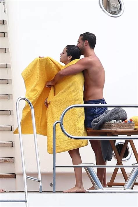 Cara Delevingne And Selena Gomez Shower Together In Skimpy Swimwear As They Party With Hotties