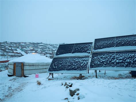 Сэргээгдэх эрчим хүч ашиглан зуух түлшний хэрэглээг халжээ Isee Mn