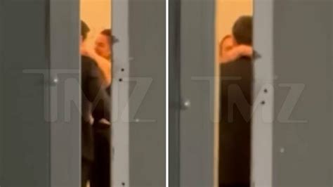 Raveblog Dua Lipa Kisses Callum Turner During Sushi Date Night