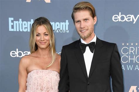 Kaley Cuoco And Husband Karl Cook Break Up Wdxmu