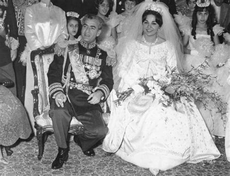 بیوگرافی فرح پهلوی از کار در منزل فرانسویان تا ازدواج و ملکه شدن عکس