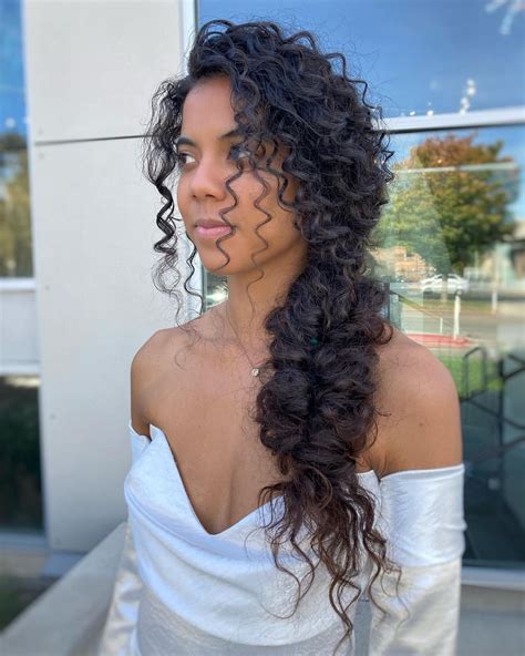 Long Curly Haircuts 2022