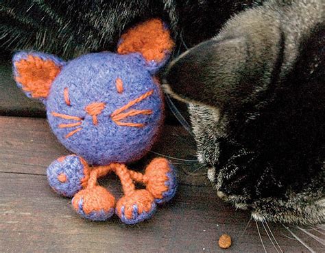 Ravelry Cat Nip Toy Pattern By Maggie Pace