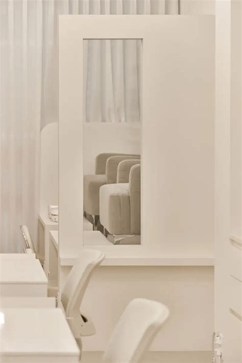 화이트톤 모던하고 깔끔한 13평 네일샵인테리어 안산 단원구 고잔동