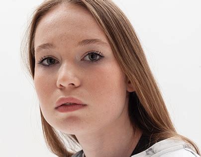 Zlata Model Projects Photos Videos Logos Illustrations And