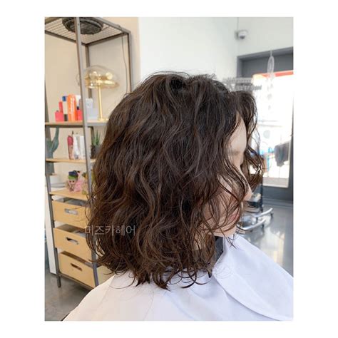 중단발머리에서 굵은 웨이브로 뿌리까지 ⠀ 미즈카헤어mika 단발펌레이어드펌모즈펌히피펌성지