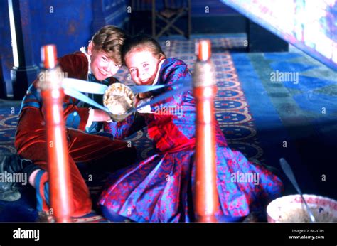 Nanny Mcphee Year 2005 Usa Uk Thomas Sangster Eliza Bennett