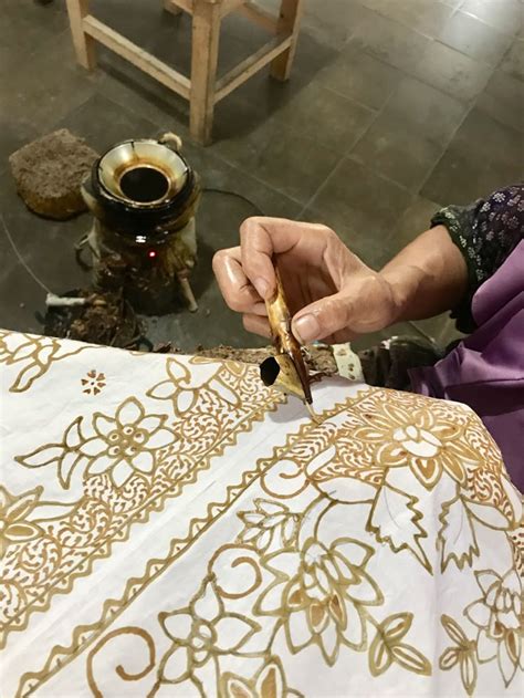 Batik In Java Batik Batik Pattern Batik Kebaya