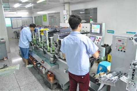 设备展示 珠海顶辉印刷有限公司