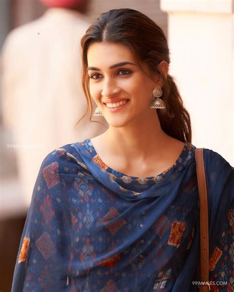 Kriti Sanon Navel Wallpapers Wallpaper Cave Kriti Sanon Navel Wallpapers Wallpaper Cave