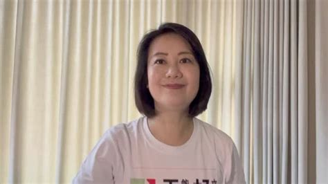 幹事長限時批 黃國昌再拗一次，我就再說一次！ 📍週五沒簽到 黃國昌：「五二一次會，吳思瑤根本是內行人說外行話，混淆視聽」 我就問： 有人上班