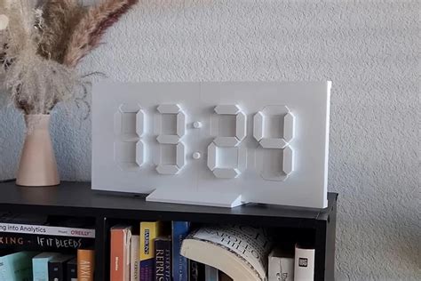 Get Ready To Be Mesmerized With Kinetic Clock By Lukas Deem Icreatived