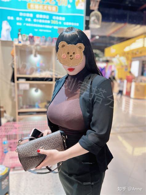 胸大女装穿搭分享12高开叉半身裙 知乎