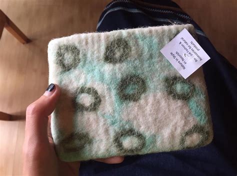 프로젝트 가치삶 몇 해 전 호주에 사는 누님께 선물 받았던 양모펠트 파우치 🐑 왠지 아까워서