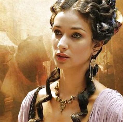 Indira Varma Porn Pictures Xxx Photos Sex Images 623902 Pictoa