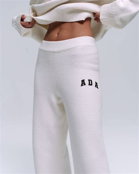 Ada Knit Straight Leg Sweatpants Cream Coffee Bean