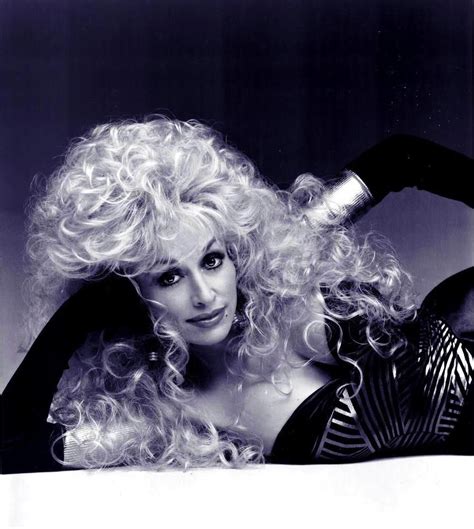 Dolly Parton By Annie Liebovitz Annie Leibovitz Photography Dolly