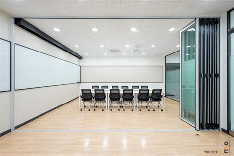 사무실인테리어에서 많이 사용되는 폴딩도어 종류 알아보기 네이버 블로그